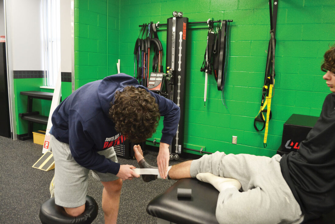 Wood County Career and Technical Ed tees up new sports medicine program ...